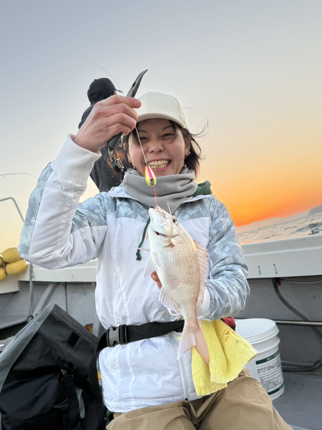 潮の緩急に苦戦も良型真鯛が連発｜福岡・糸島「ひとつテンヤ釣り」 - 遊漁船 鵃（みさご） - 玄界灘ジギング・タイラバ・博多湾タチウオ（福岡・糸島：唐泊漁港）